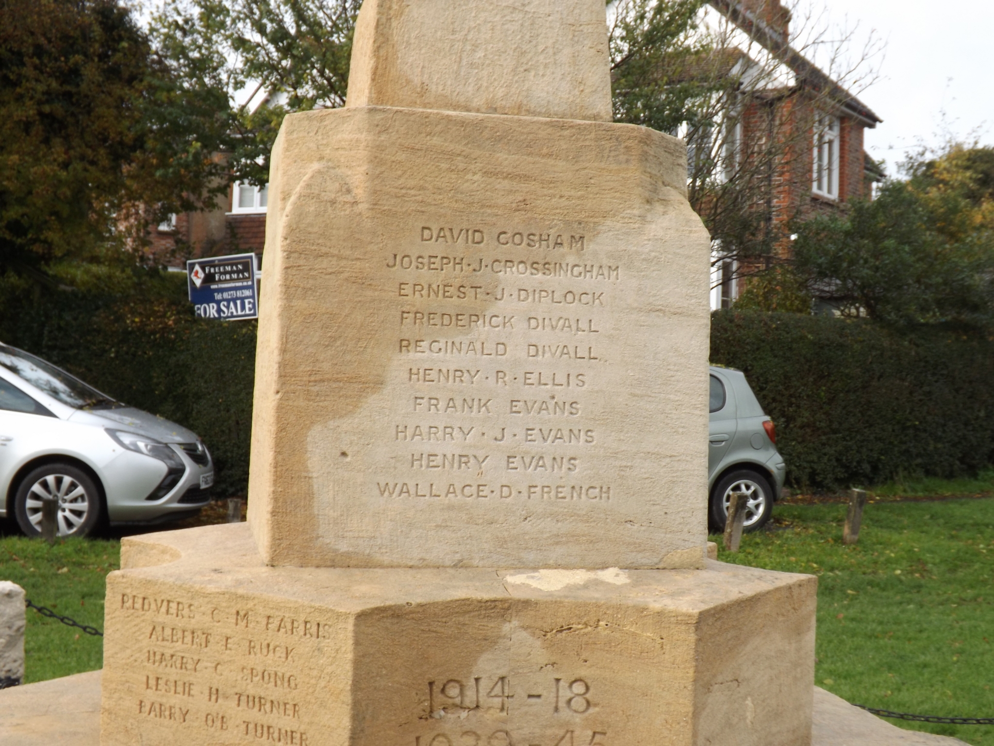 RINGMER VILLAGE - War Memorials Online